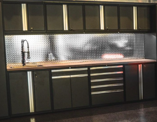 ALUMINUM CHECKER PLATE PANELS 1/16" x 48" x 96" ACP1164896 – GAPGarage